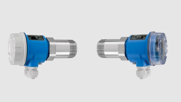 Sonde di livello con barriere a microonde, per solidi sfusi e polveri